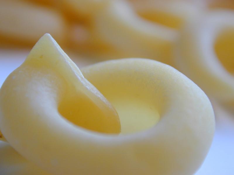 Free image of pasta trulli shell